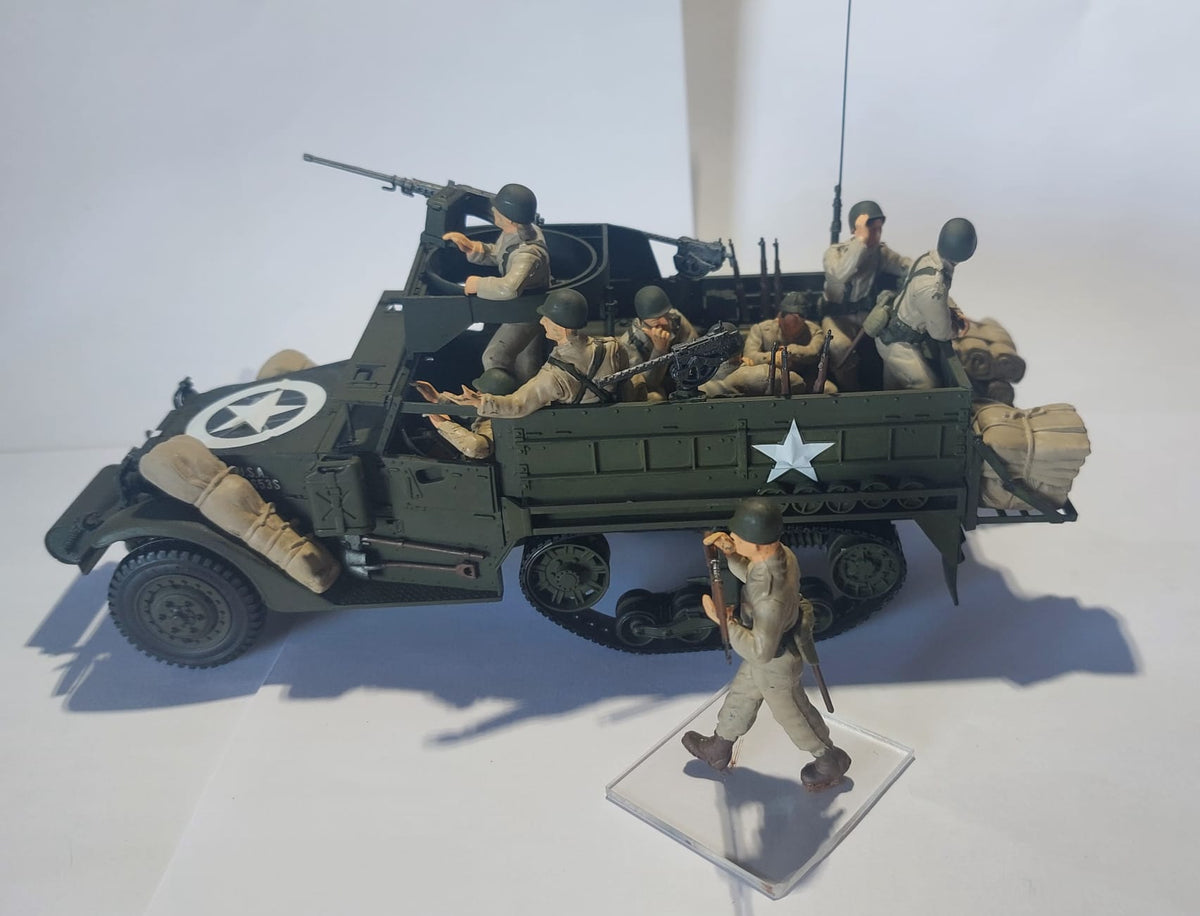 TAMIYA (1/35) US Armored Personnel Carrier M3A2 Halftrack