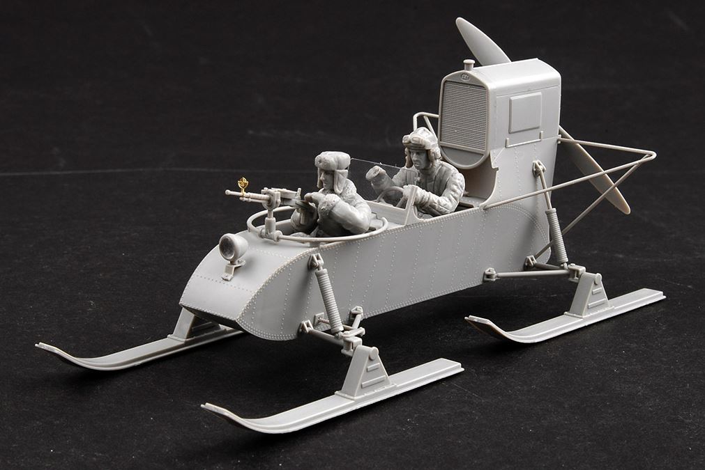 TRUMPETER (1/35) Soviet Aerosan RF-8/GAZ-98