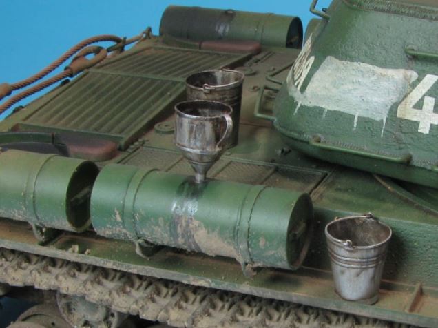 EUREKA (1/35) Set para Tanques Buckets & Funnel Realista